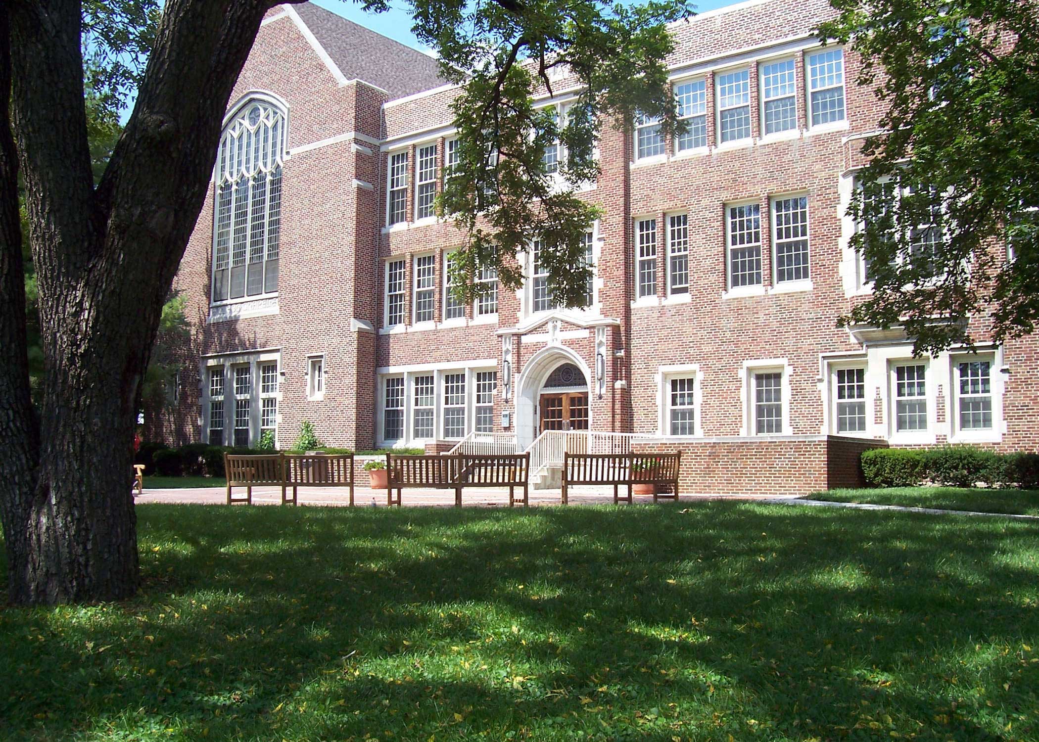 Blackburn College - Great College Deals